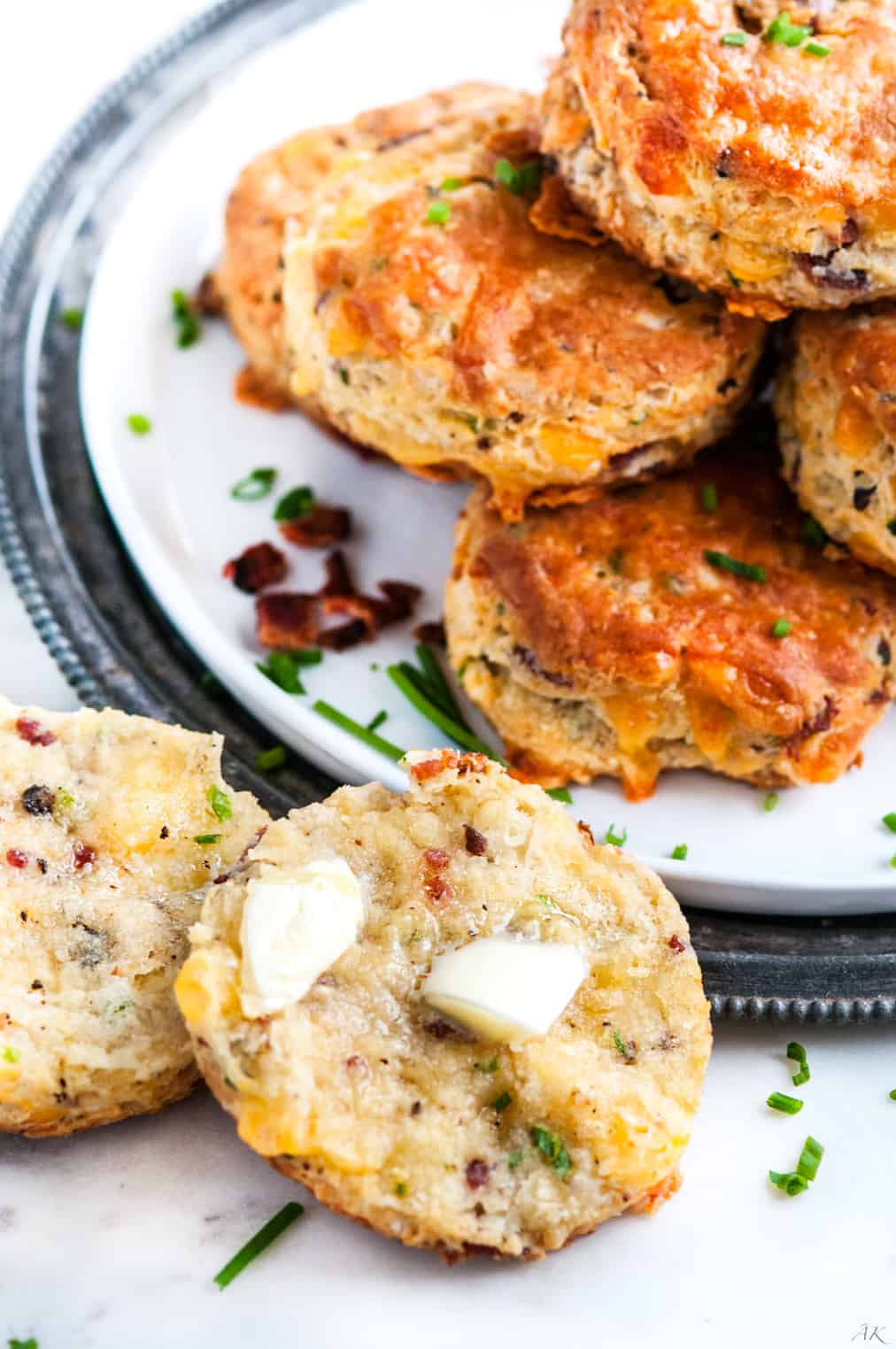 Flaky Bacon Cheddar Buttermilk Biscuits - Aberdeen's Kitchen