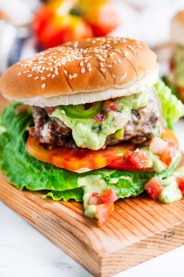 Jalapeño Pepper Jack Burgers with Garlic Avocado Aioli - Aberdeen's Kitchen