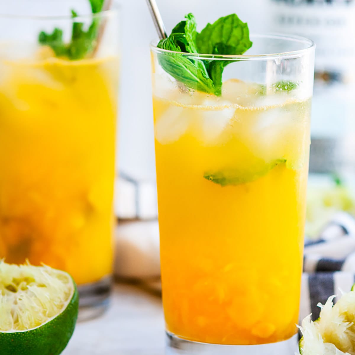 Summertime Fresh Mint Mango Mojito - Aberdeen's Kitchen