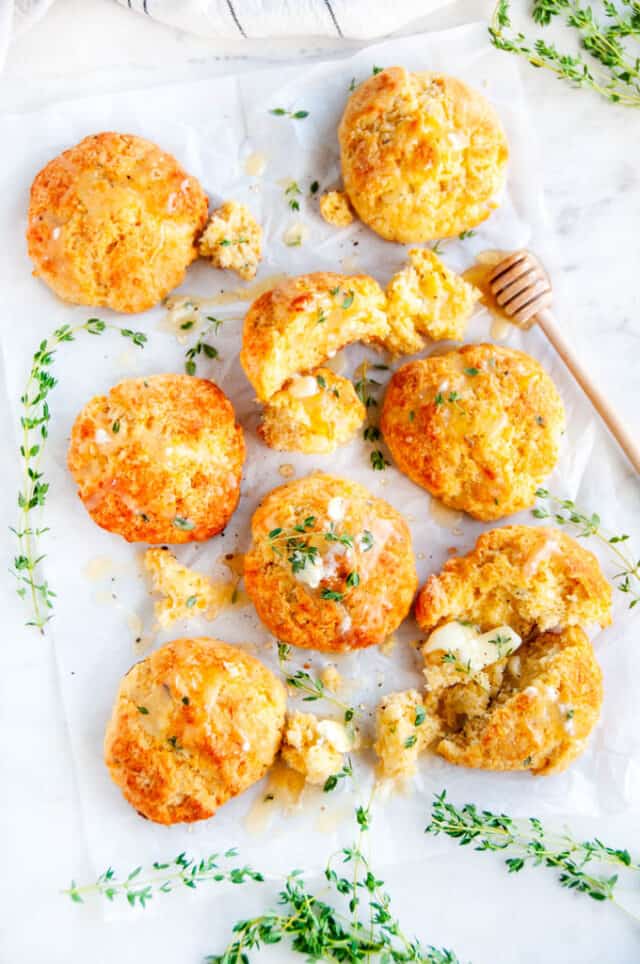 Cheddar Garlic Cornbread Biscuits - Aberdeen's Kitchen