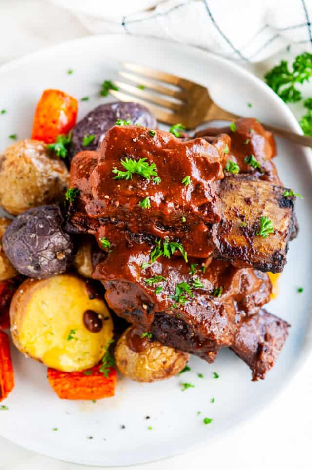 Mole Braised Beef Short Ribs - Aberdeen's Kitchen