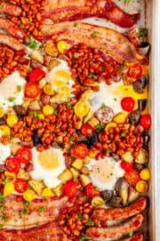 Sheet Pan Full English Breakfast - Aberdeen's Kitchen