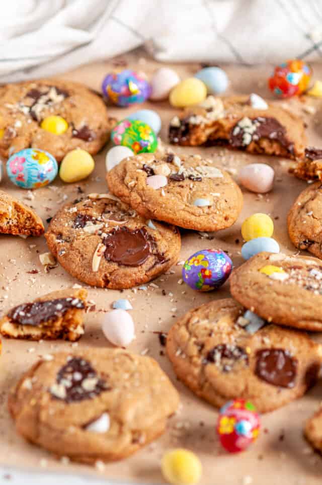Easter Mini Egg Cookies - Aberdeen's Kitchen