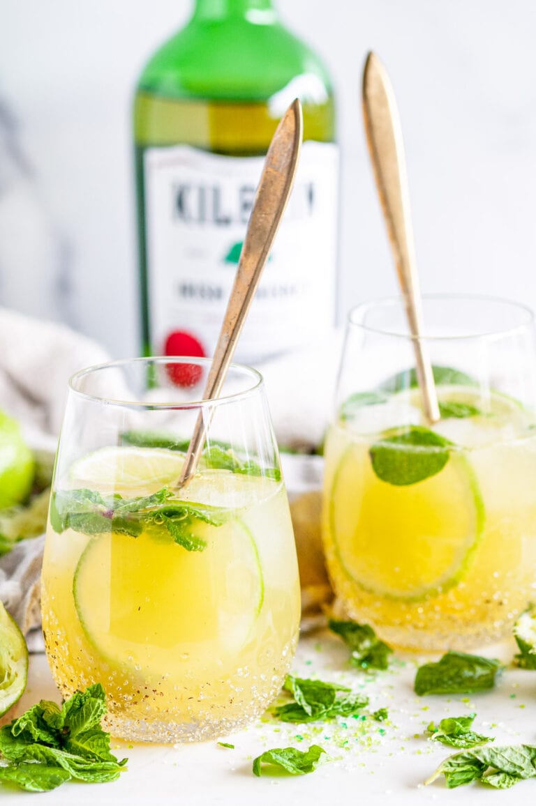 Irish Whiskey Mule Cocktail - Aberdeen's Kitchen