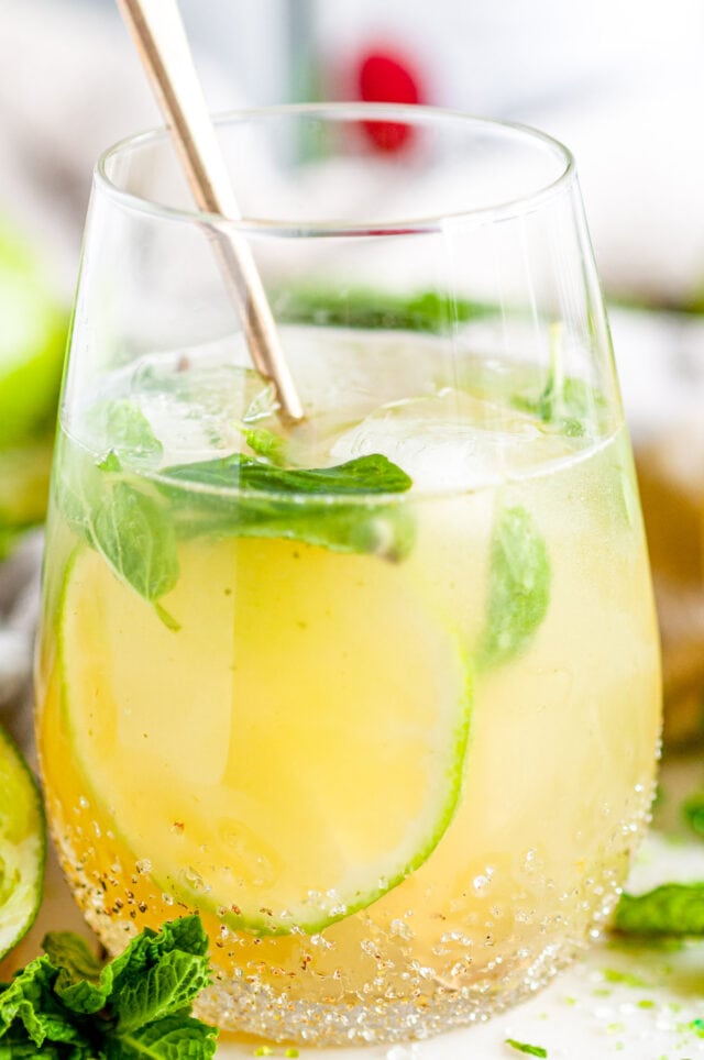 Irish Whiskey Mule Cocktail - Aberdeen's Kitchen