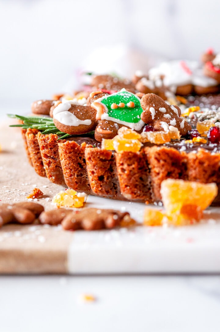 Gingerbread Chocolate Tart - Aberdeen's Kitchen
