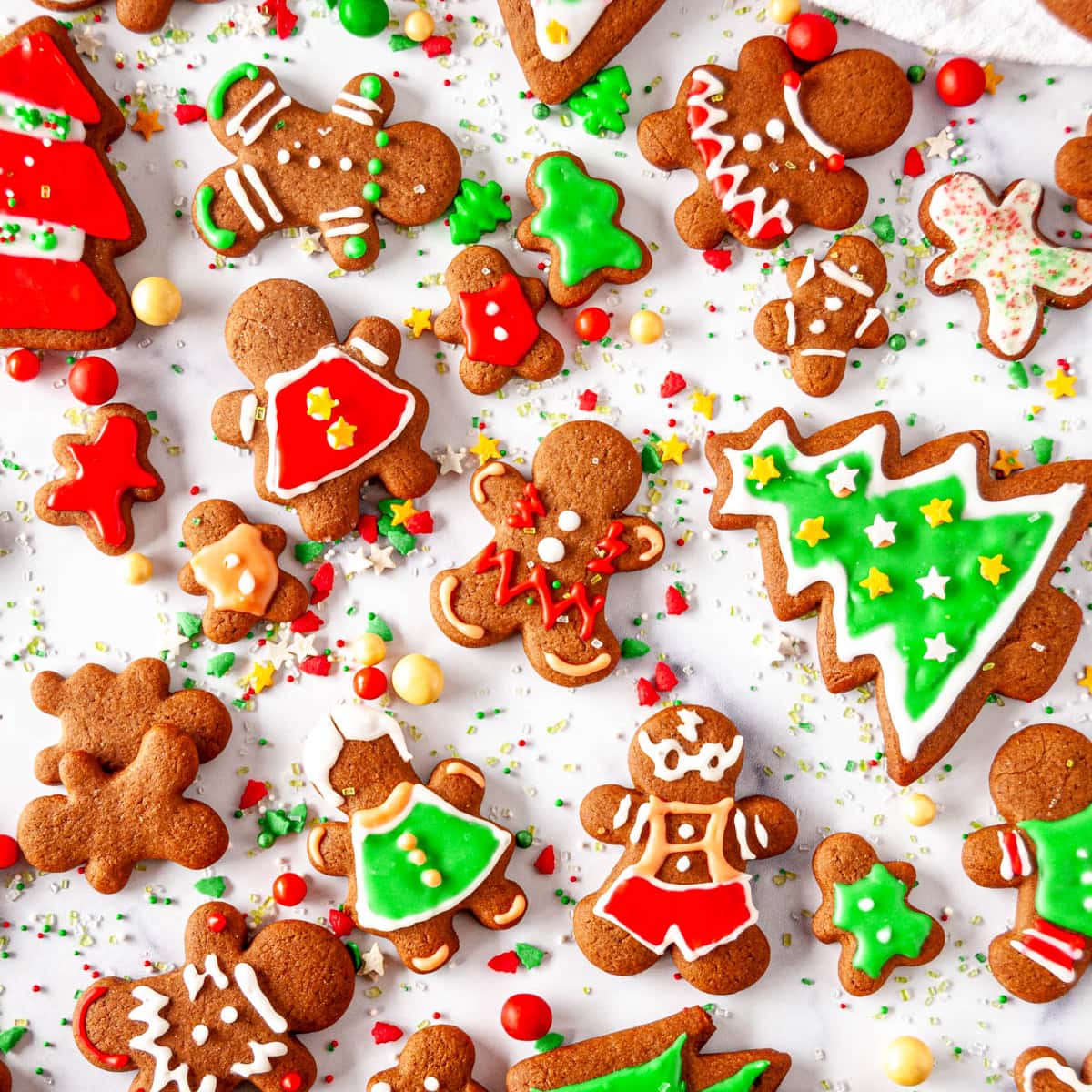 Holiday Gingerbread Cookies - Aberdeen's Kitchen