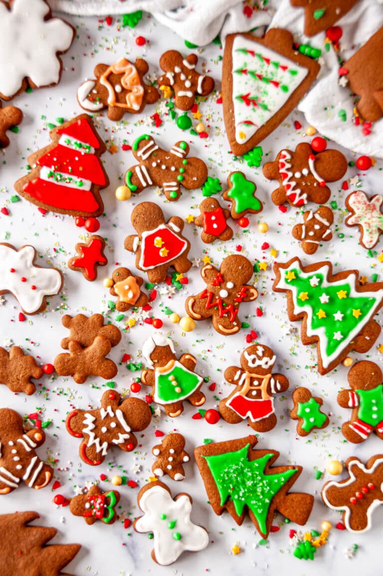 Holiday Gingerbread Cookies - Aberdeen's Kitchen
